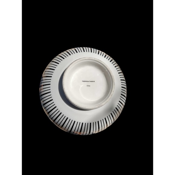Torre & Tagus | Kitchen | Torre Tagus Contemporary Porcelain Kitchen ...